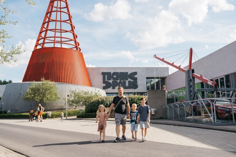 Technopolis, le parc d'attractions scientifiques de Malines - Boussole Magique