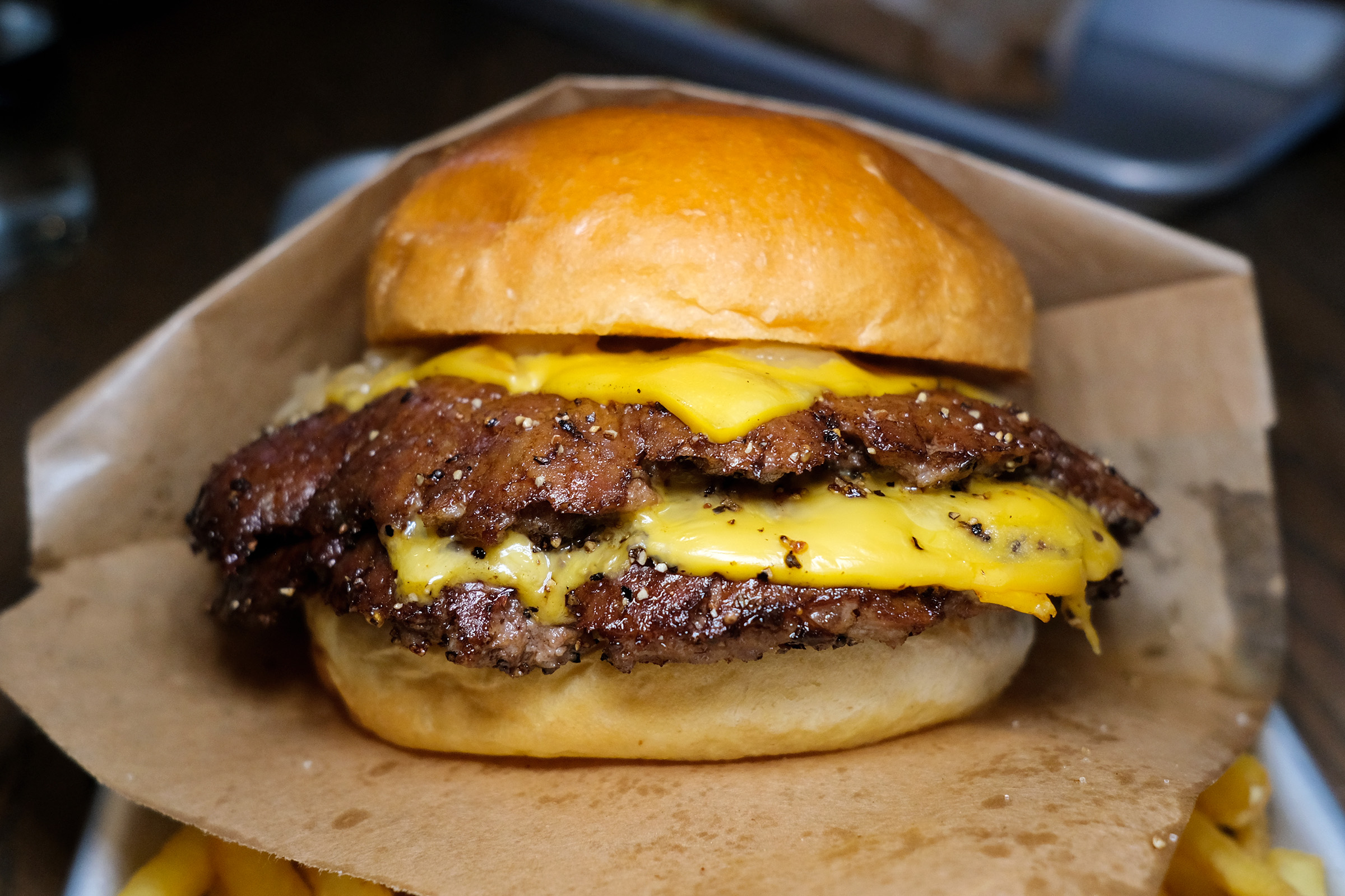 Restaurang Gamla Kyrkan • Burgerdudes