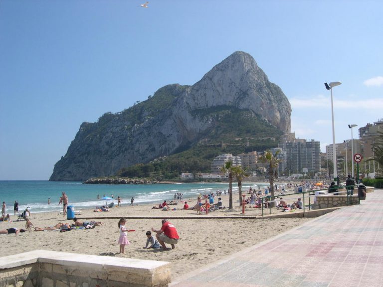 14 Top Beaches in Calpe | Car Hire Calpe