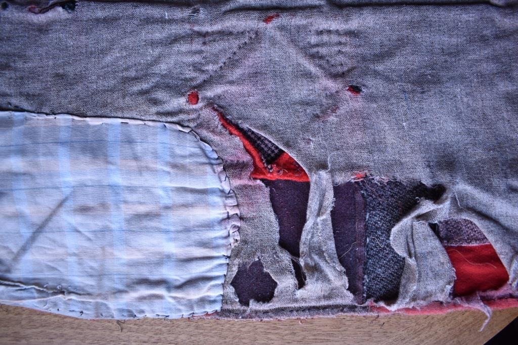 Red & Black woollen patchwork : Carolyn Gibbs Quilts