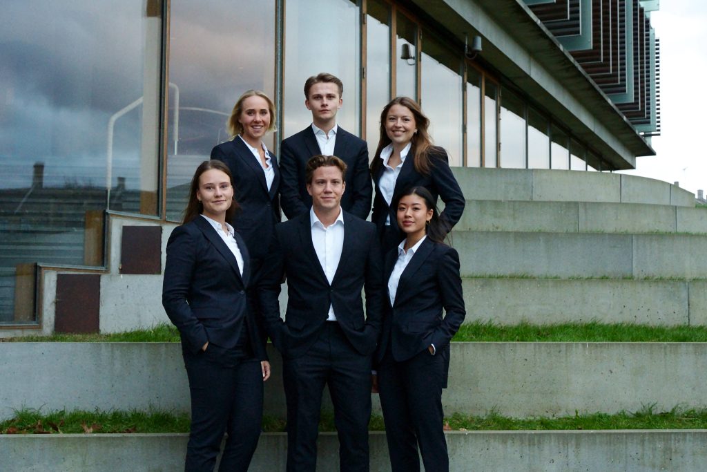 Who we are – CBS Case Competition