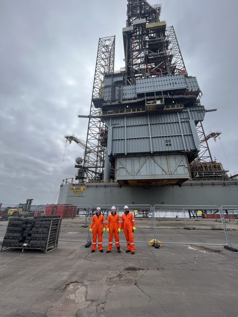 Clarus Installs Starlink Maritime on Valaris 121 - Clarus Networks