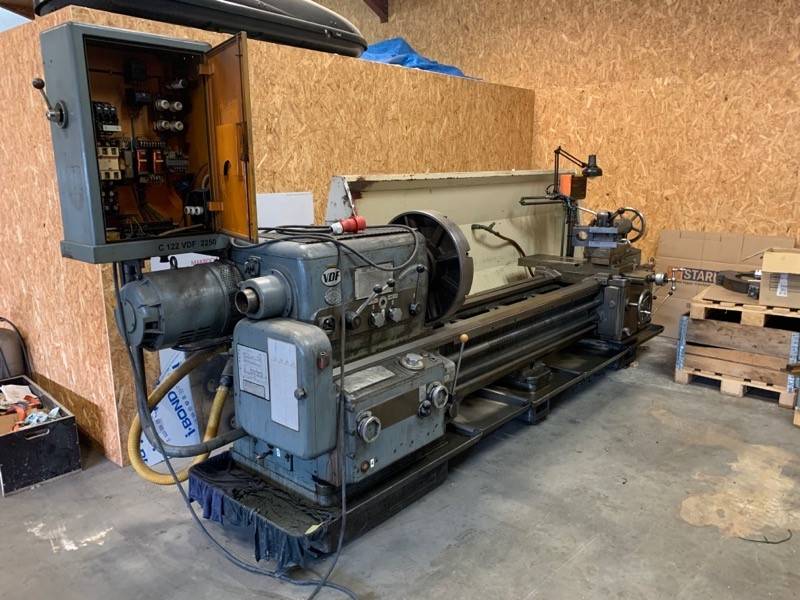 VDF Lathe with digital - Ref. 18584 - cnc-nordic