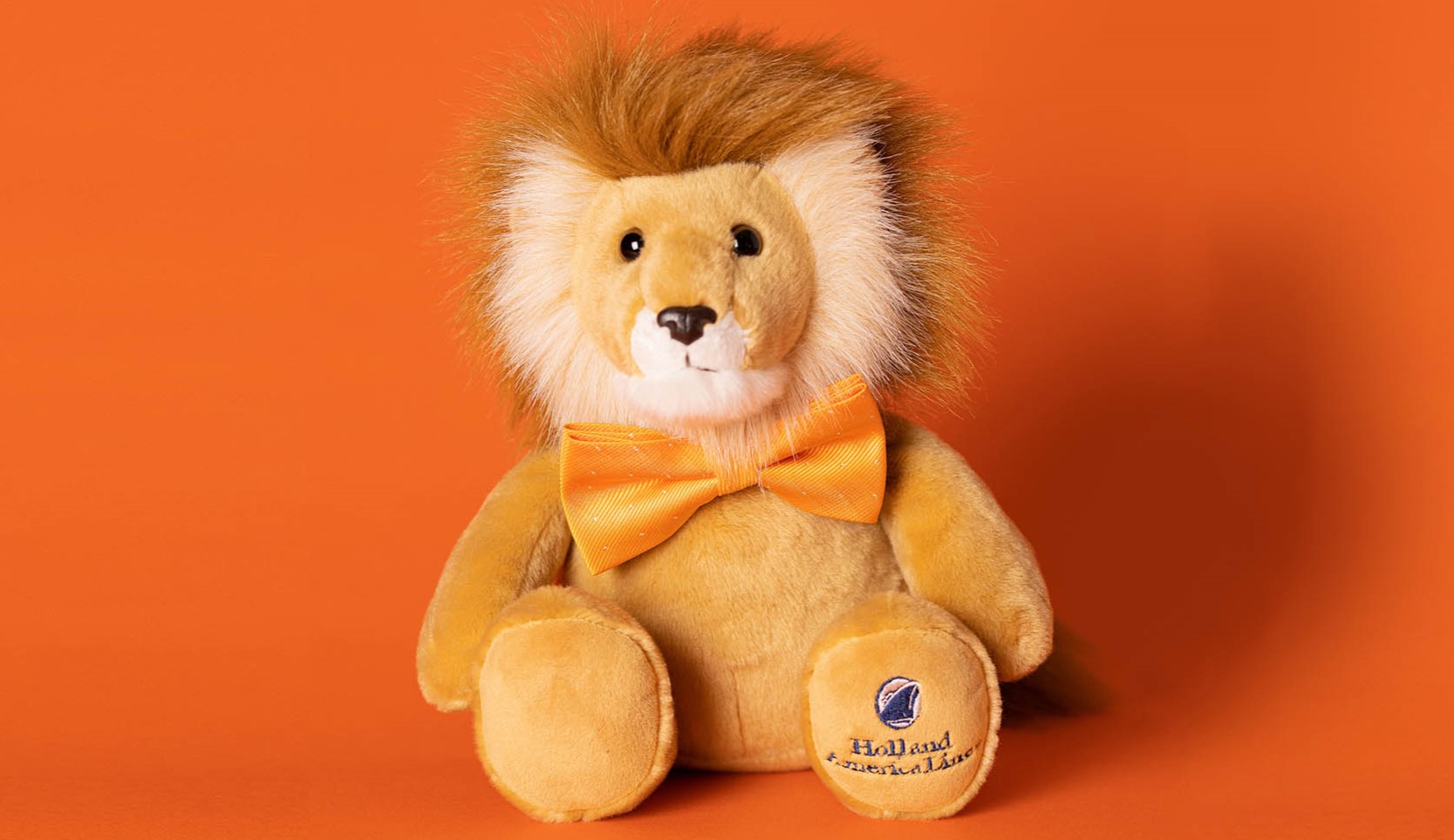 Meet Holland America Line’s new mascot, Lewie the Lion – CruiseToTravel
