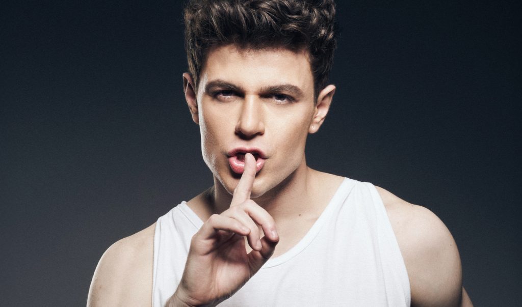 Theo Evan singer – Culture Fix