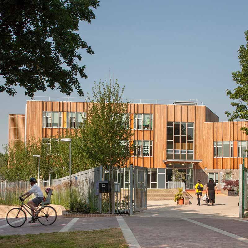 Ashmount Primary School - Deacon Design