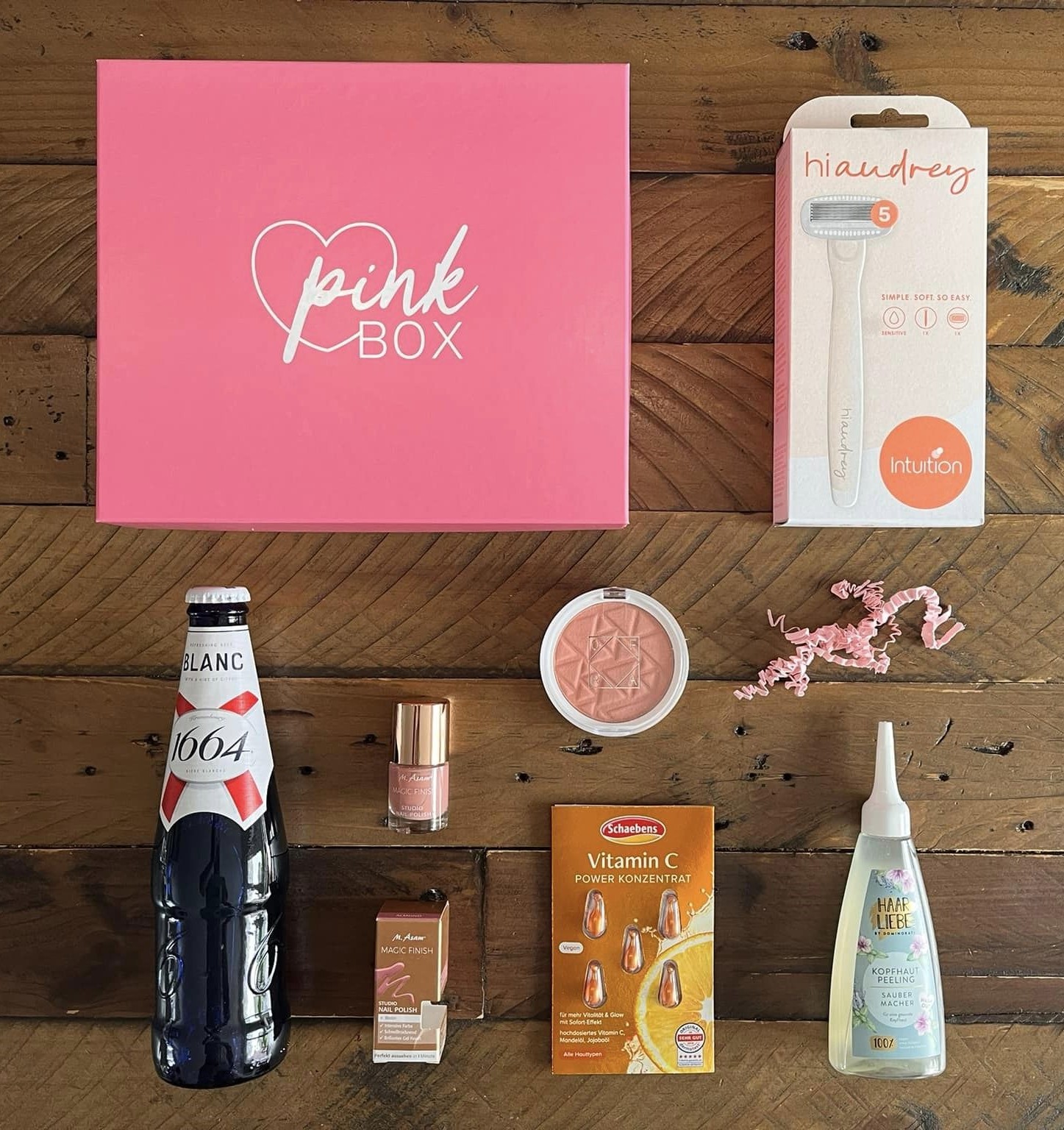 Die Pink Box Im Mai "Hakuna Matata" - DieWarentester.de