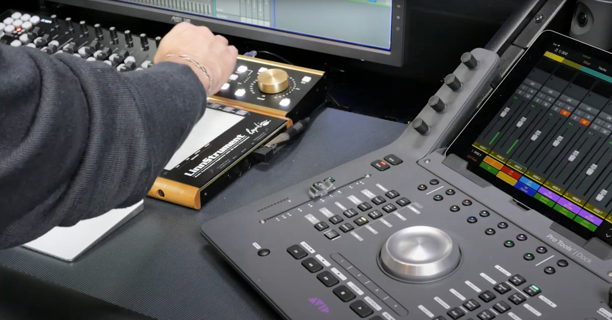 What is the MOM Monitor Controller? - Digital Audio Denmark & Penta Support