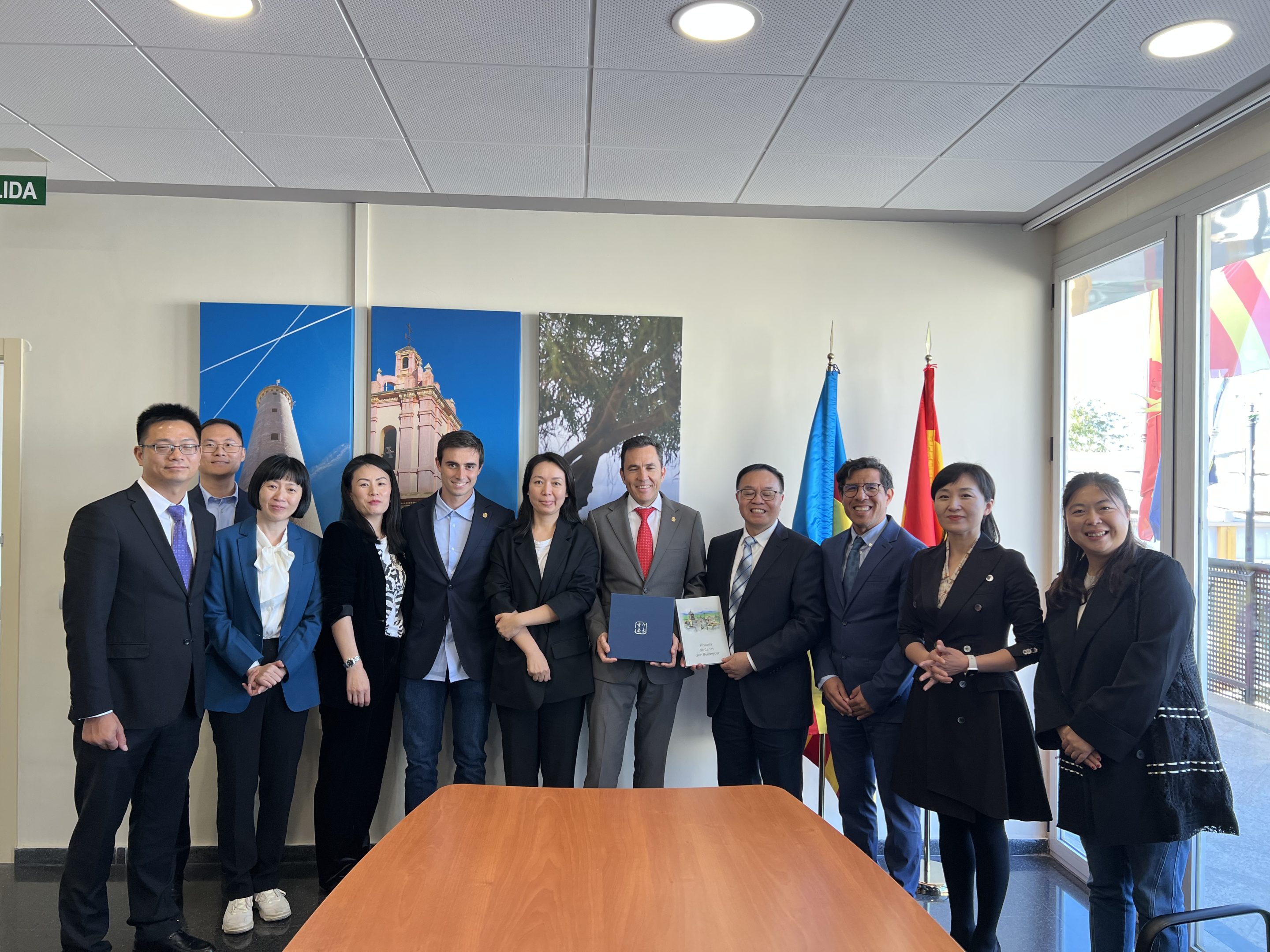 La colaboración histórica entre la Oficina de Recursos Humanos y ...