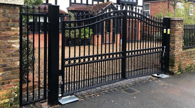 How much do electric gates cost?