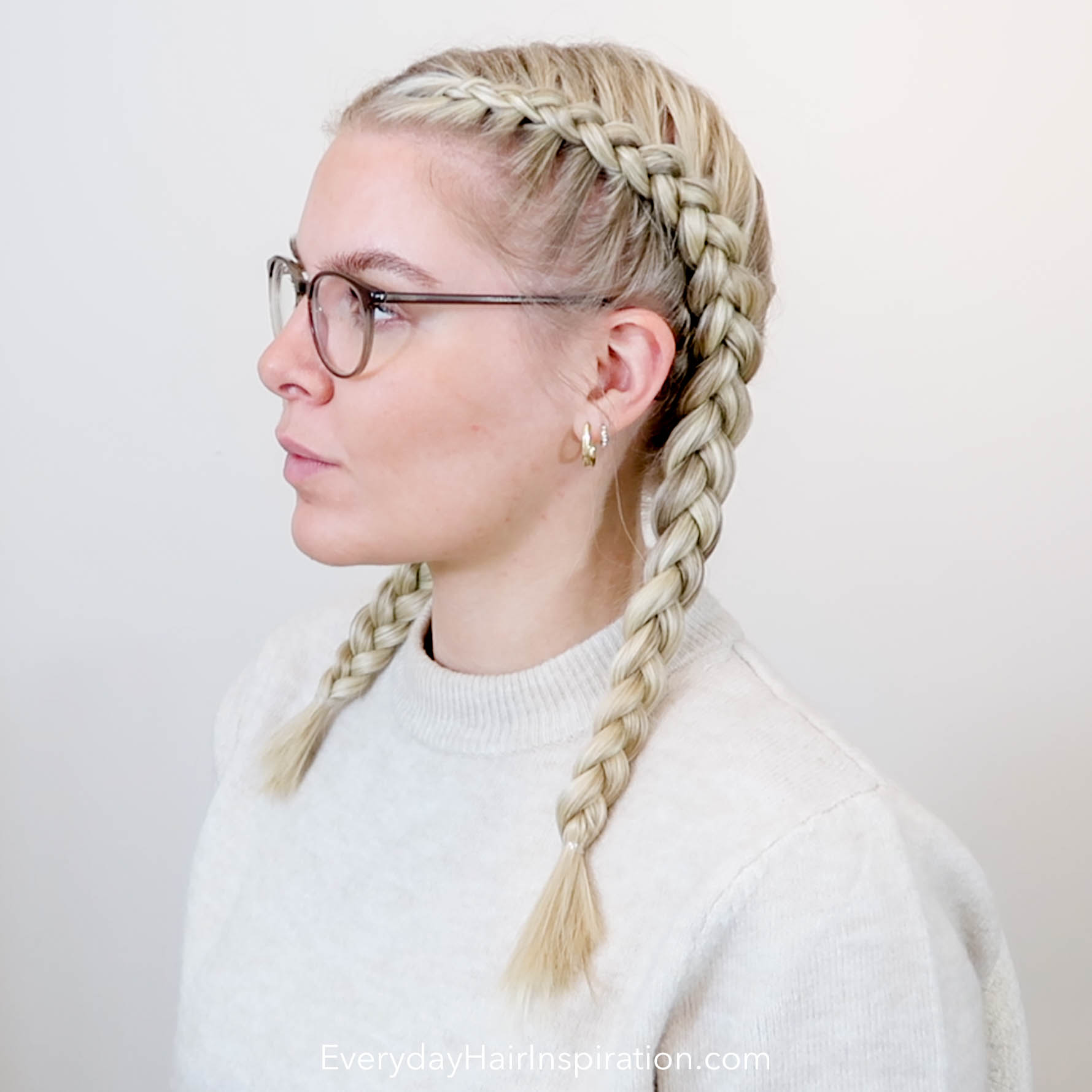 How to dutch braid for beginners! - Complete step by step follow along ...