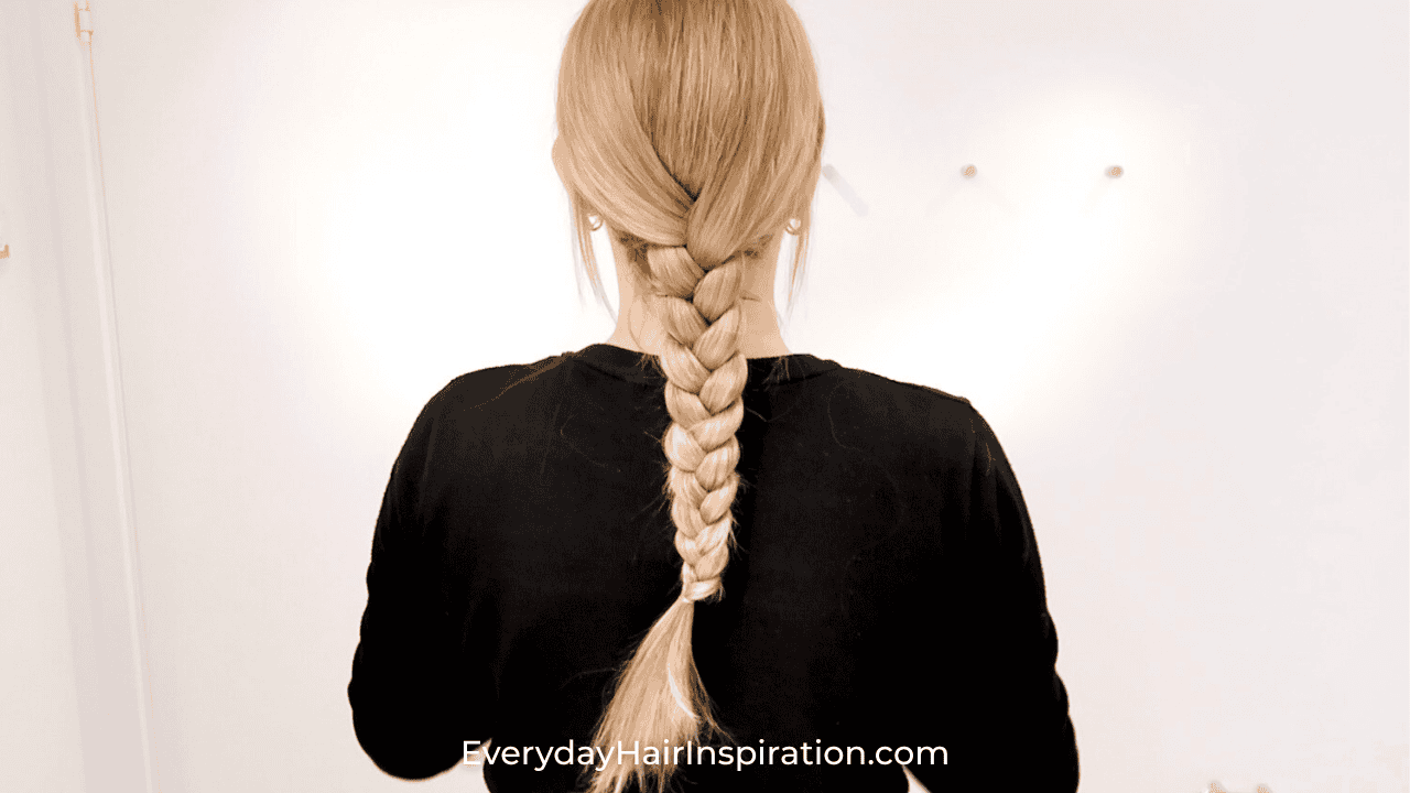 Learn How To Braid Your Hair For Beginners (IN LESS THAN 5 MINUTES ...