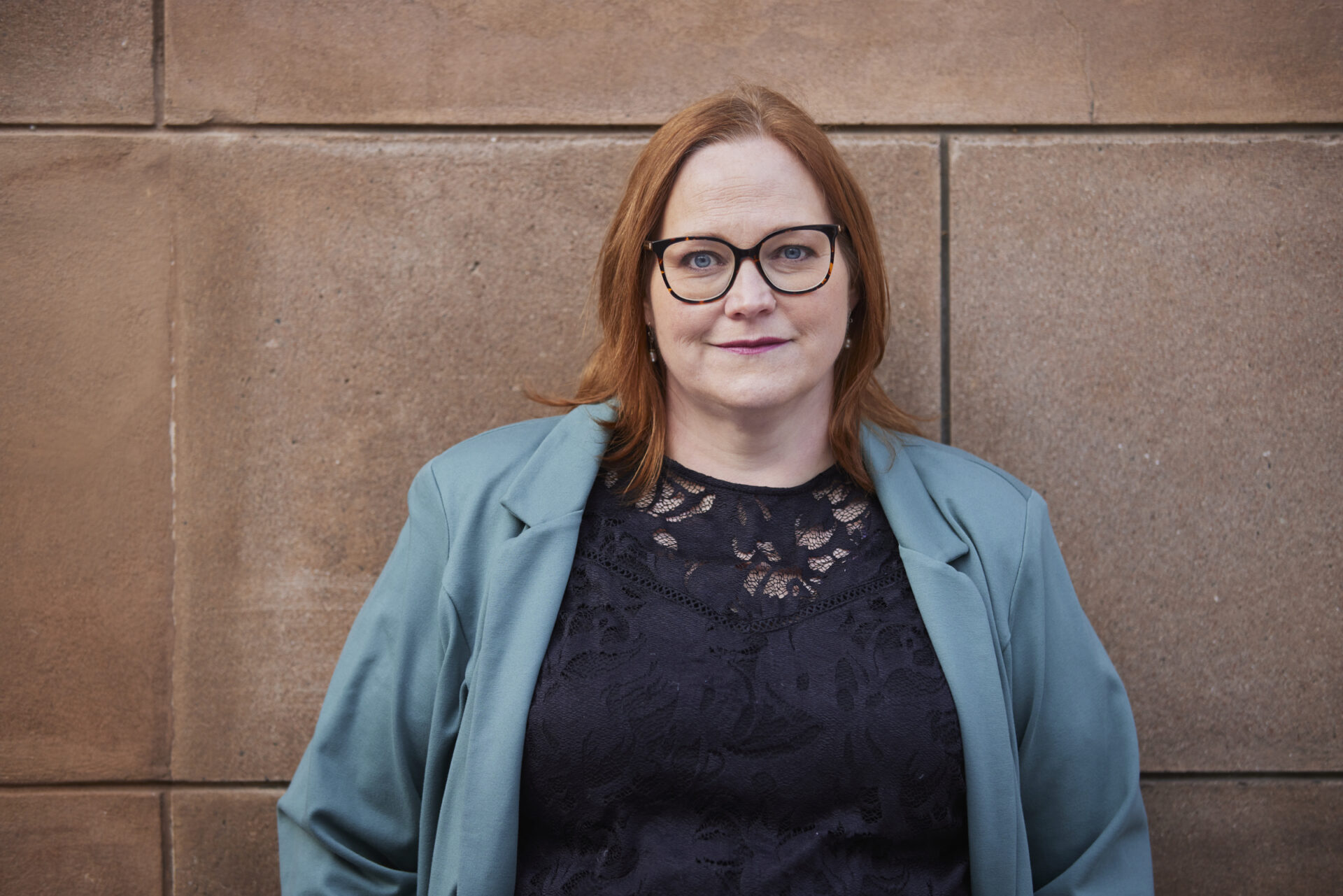 200.000 kroner til pårørenderådgivning: Fonden Sol og Strand støtter ...