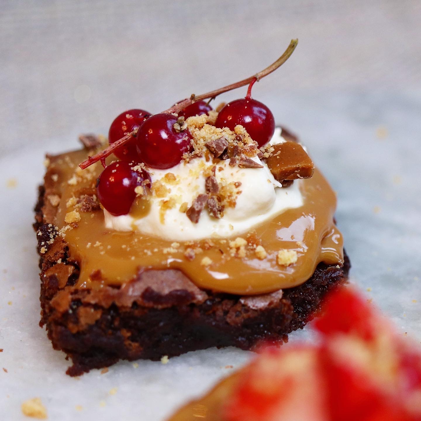Brownies med dulce de leche och extra allt - Food By Laven