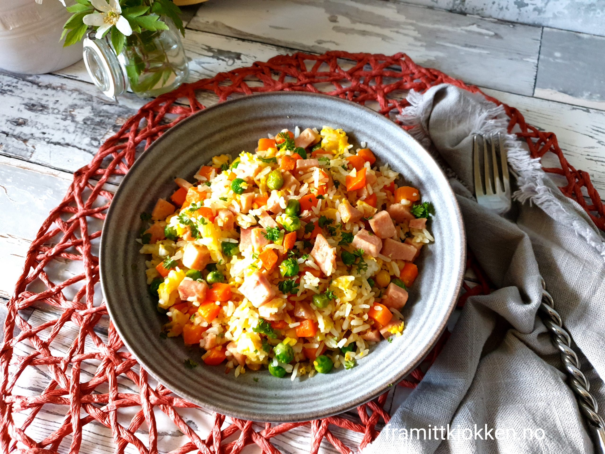 Stekt ris med skinke - Fra mitt kjøkken