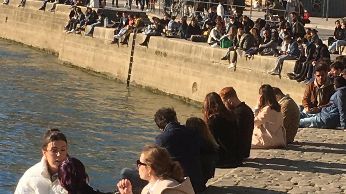 Freiner sans enfermer - Fransk politik