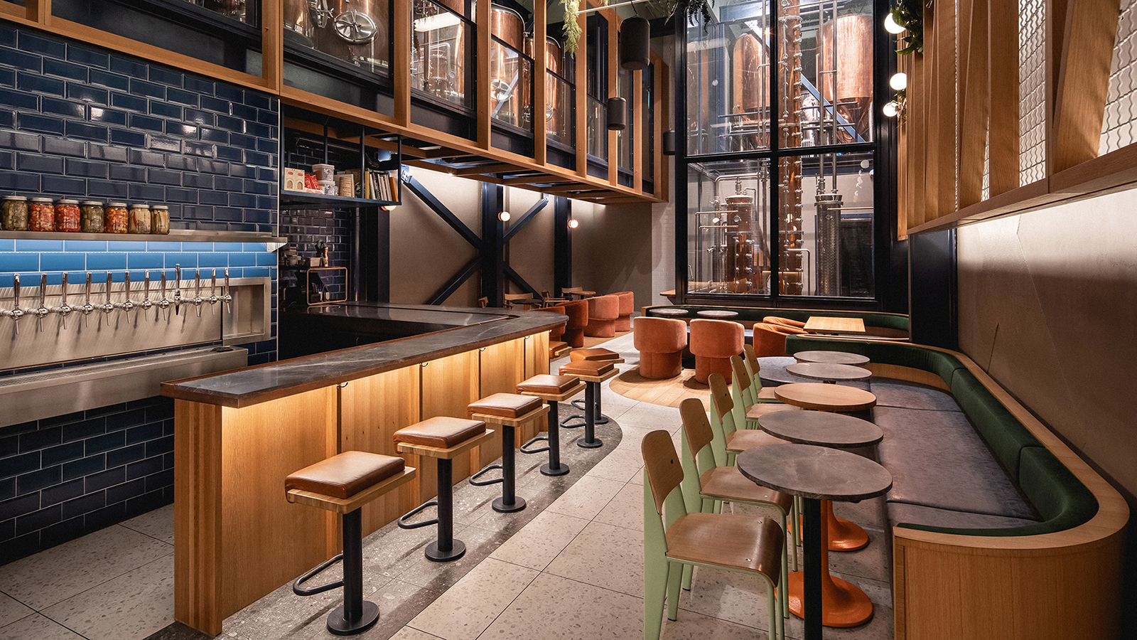 PROJET PILOTE | distillery design - GlamourAffair