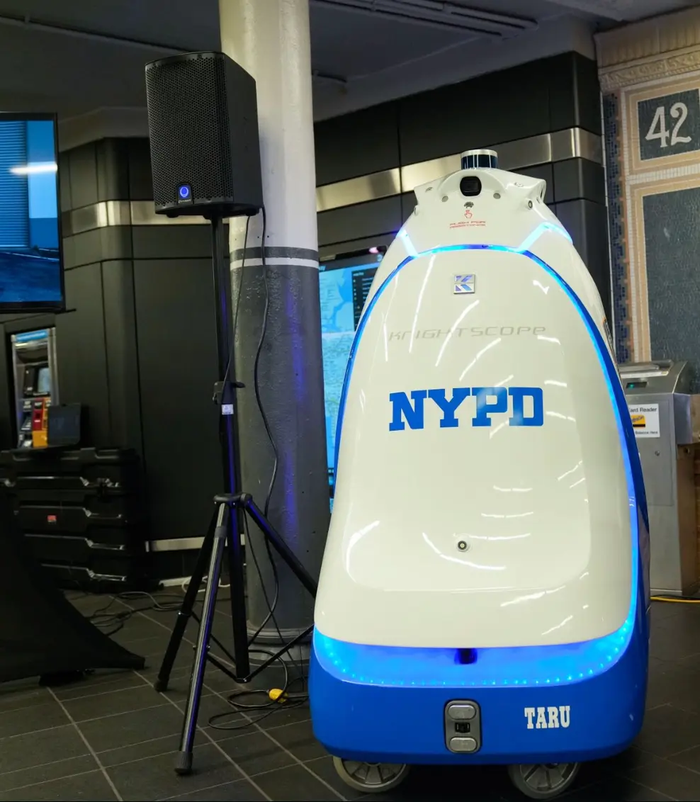Robot policía en NYPD - GLOBALCOBOTS.COM