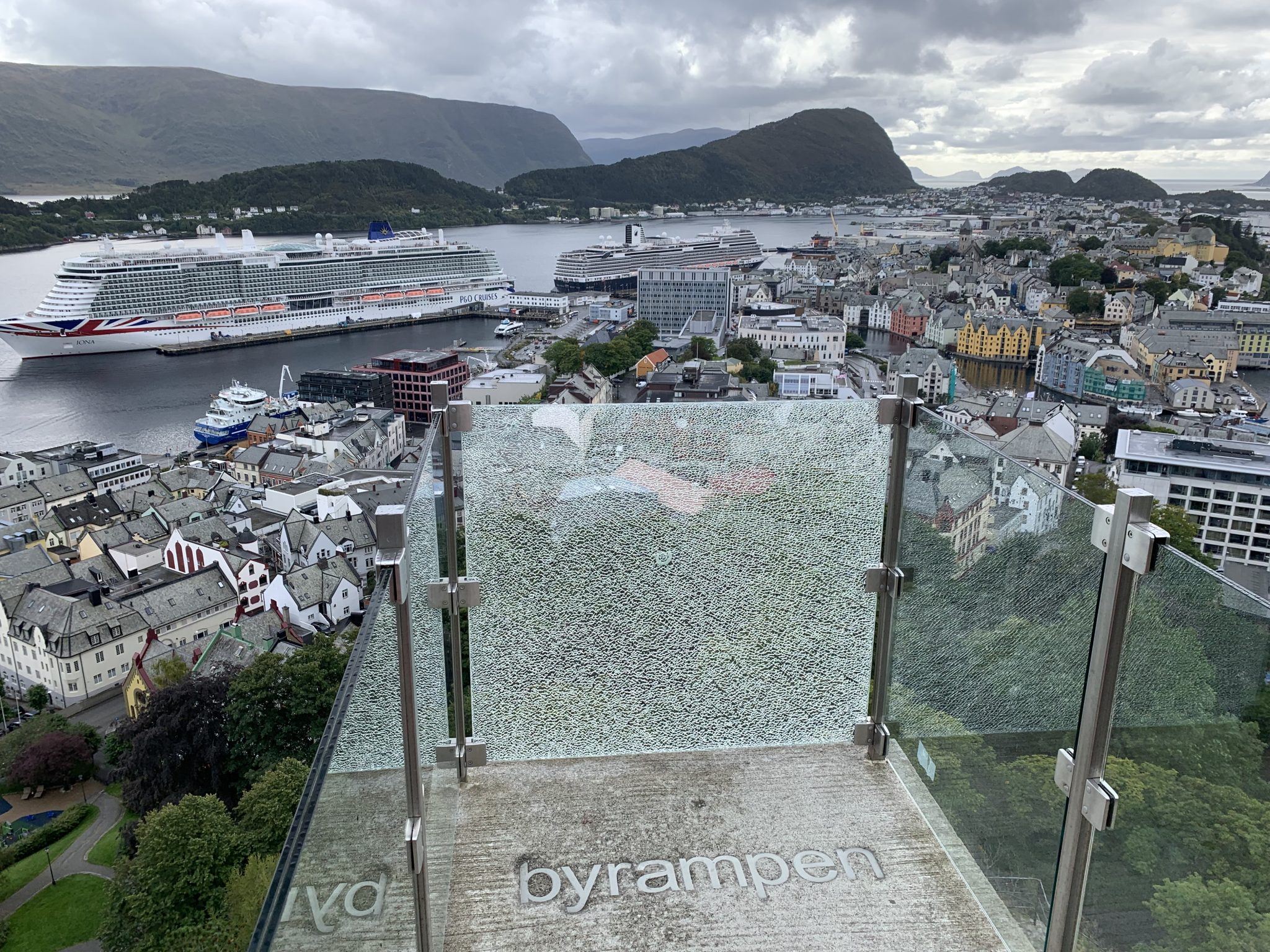 HOMEPAGE - Græsdal Glass