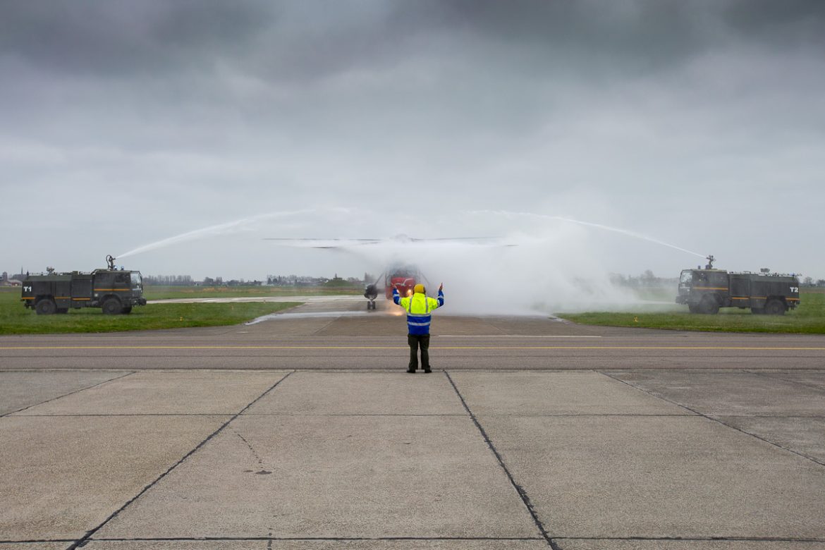 Het uitwuiven van een zeekoning - Hangar Flying