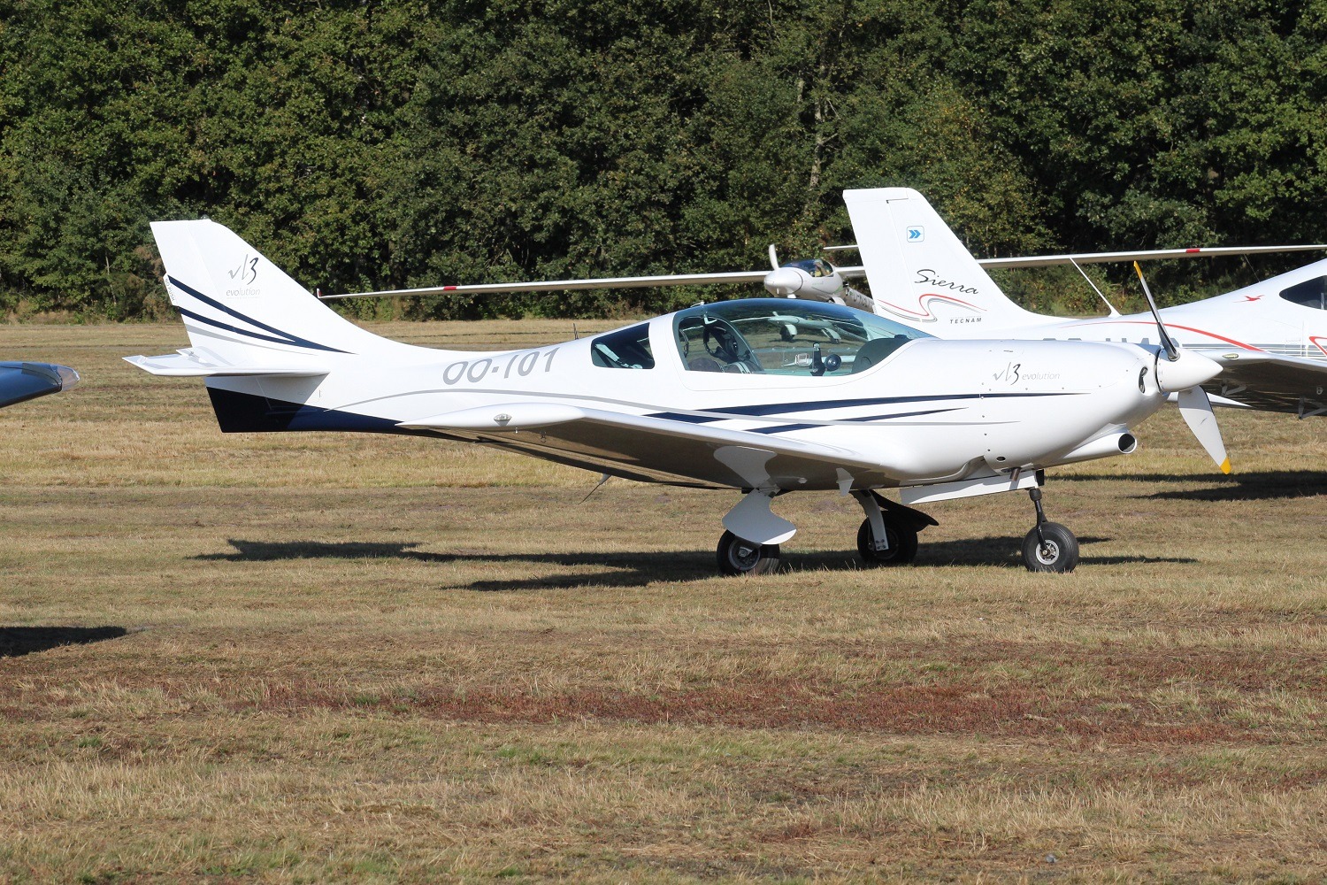ULM in België, wachten op Godot - Hangar Flying