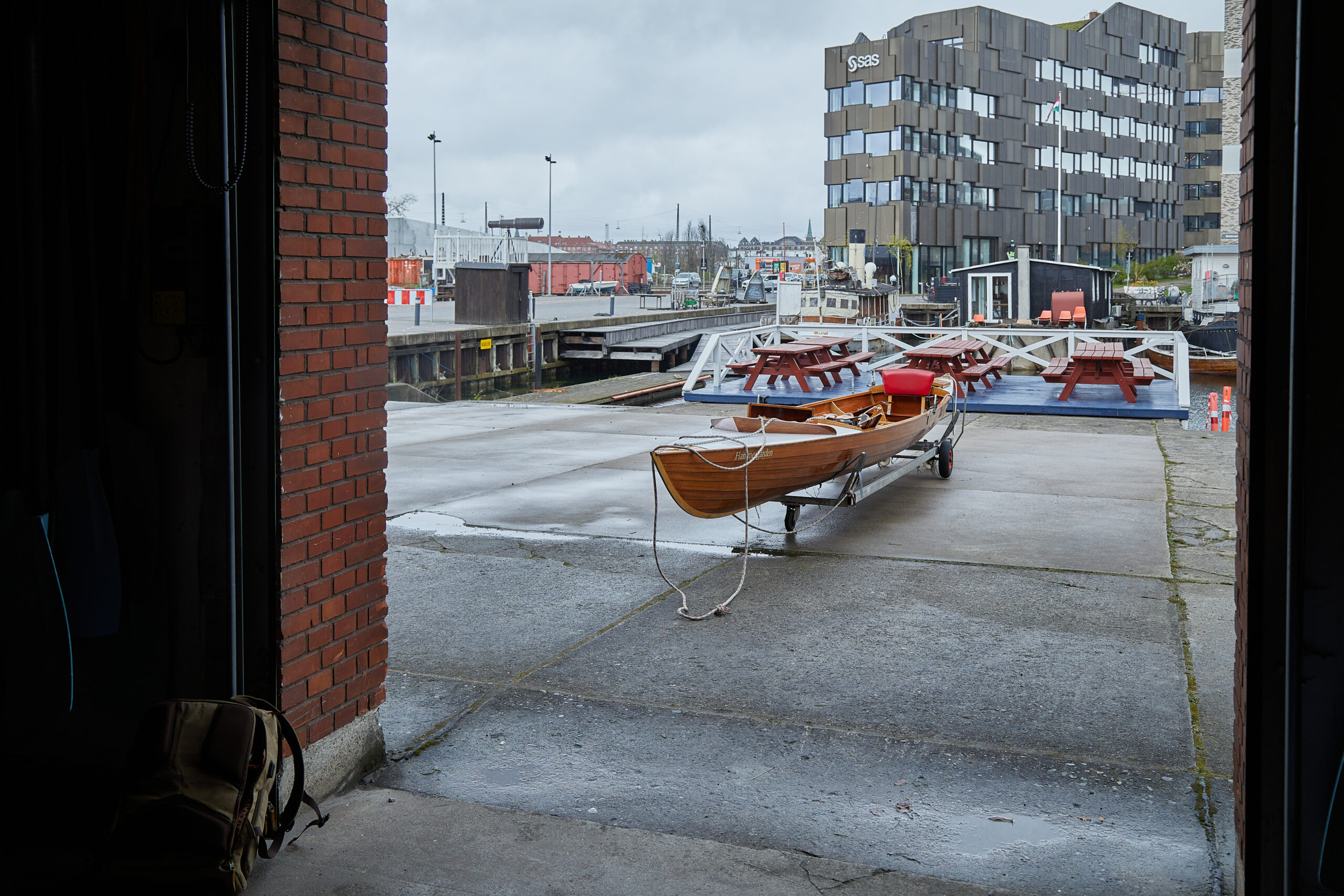 Stadig ingen løsning for at flytte fejlplaceret bro foran Roklub ved ...