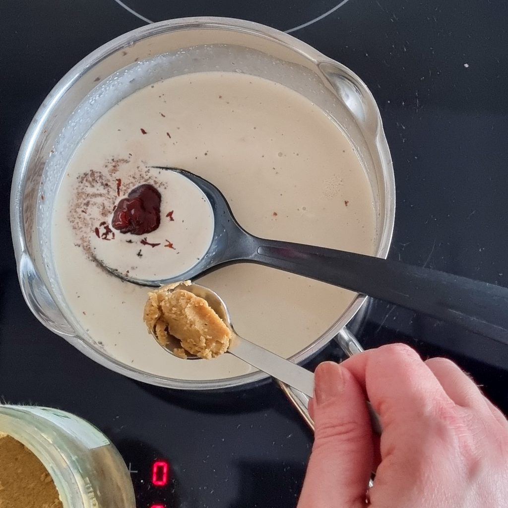 Nem og lækker whiskey sovs med barbecue - find opskriften her - Home by ...