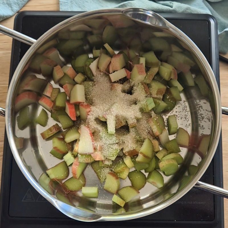 Klassisk rabarberkompot - nem opskrift med få ingredienser - Home by Bianca