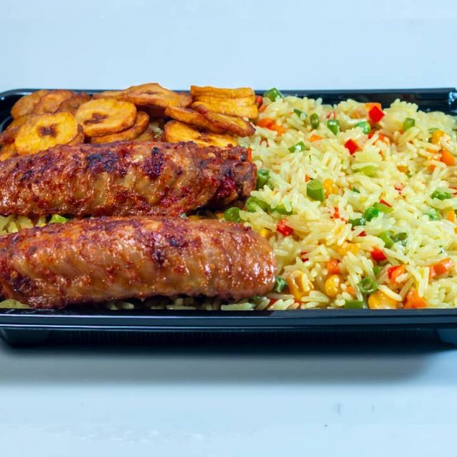 iBOT Exclusive – Eat, Drink, Smile. Food Vendors in Lagos Nigeria.