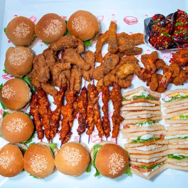 iBOT Exclusive – Eat, Drink, Smile. Food Vendors in Lagos Nigeria.