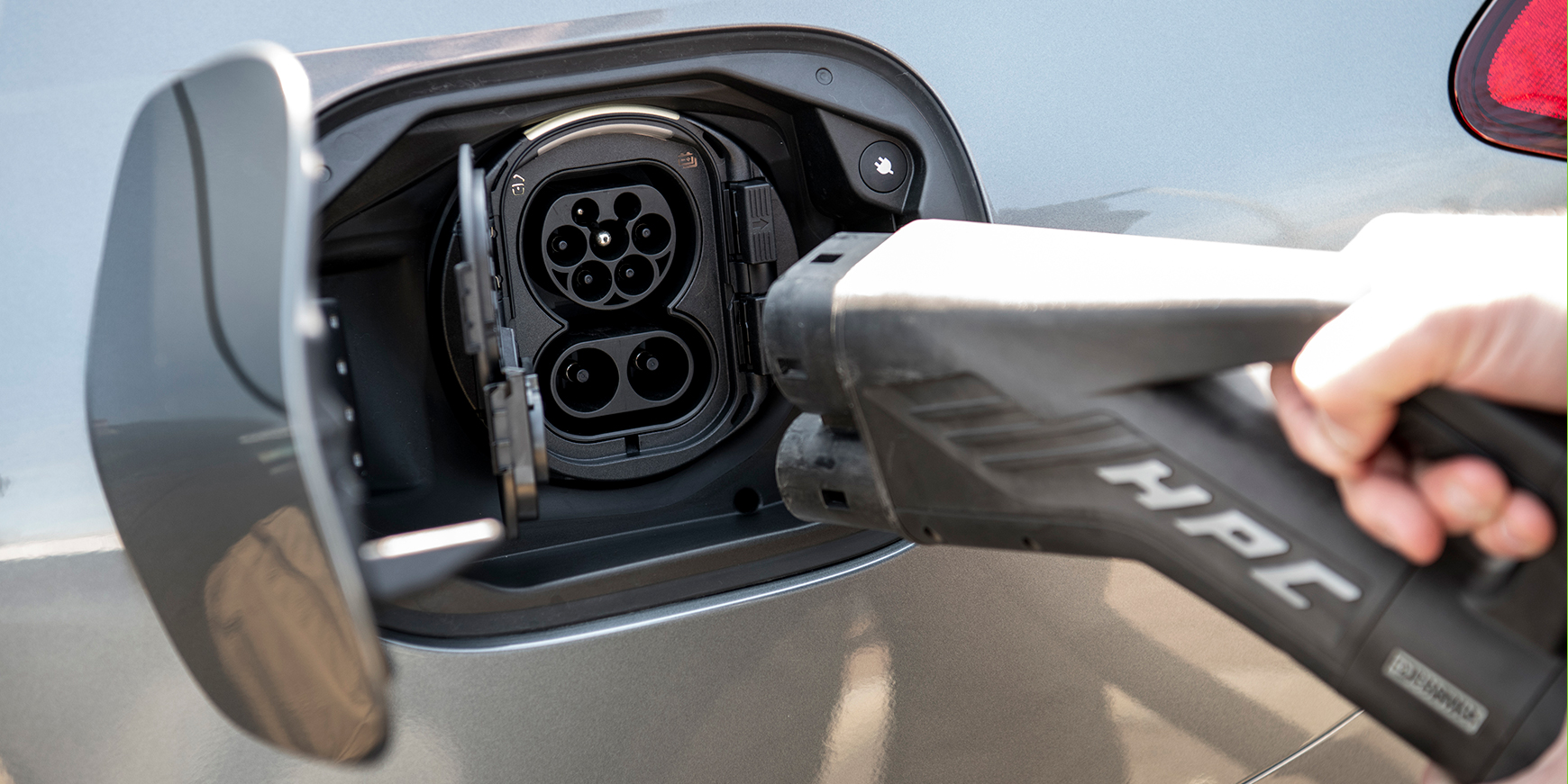 Clever på vej med Plug & Charge