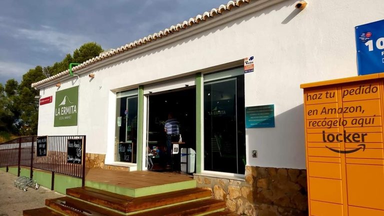 La Ermita Local Market in Jávea - Javea Travel Guide
