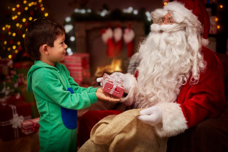 Where Kids Can Meet Santa in Jávea: Complete Guide