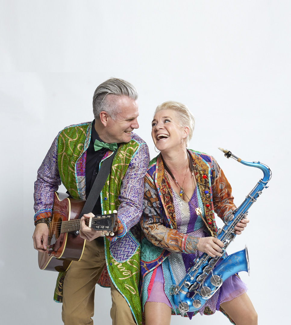 Sång och saxofon under ceremonier och högtider - Linda Rapp