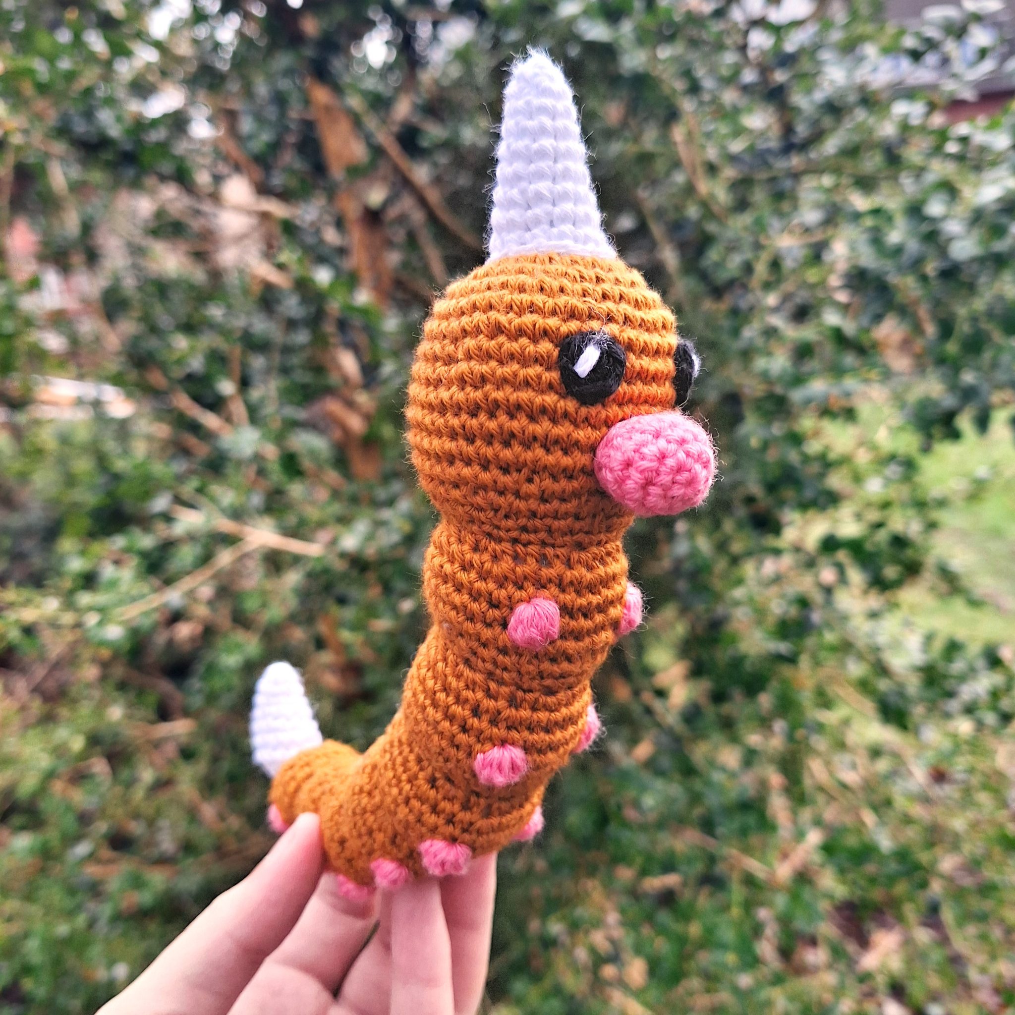 #013 Weedle Crochet Pattern Free - Loops by Kat