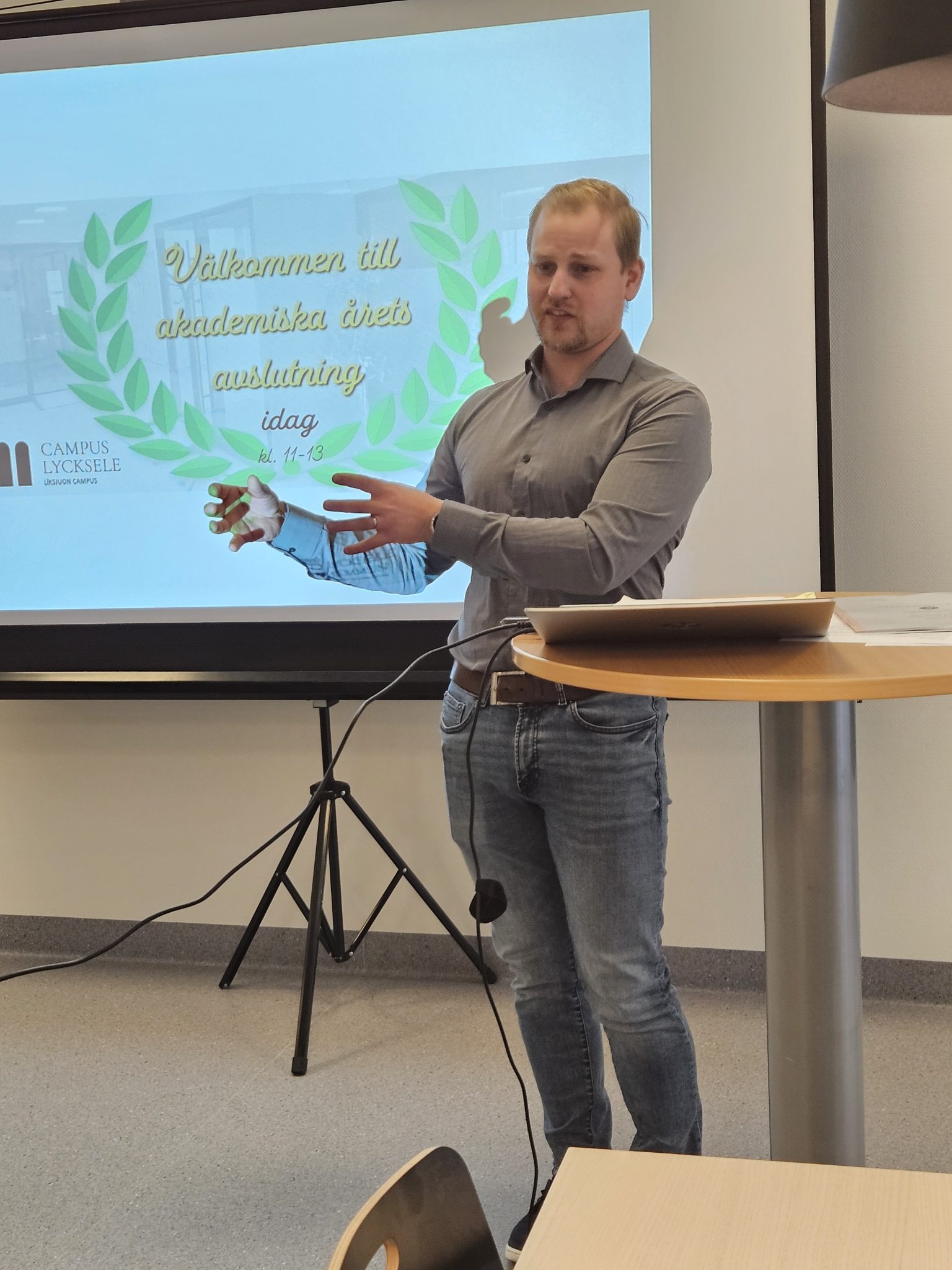 Akademiska årets avslutning – Nu är årets stipendiater firade ...