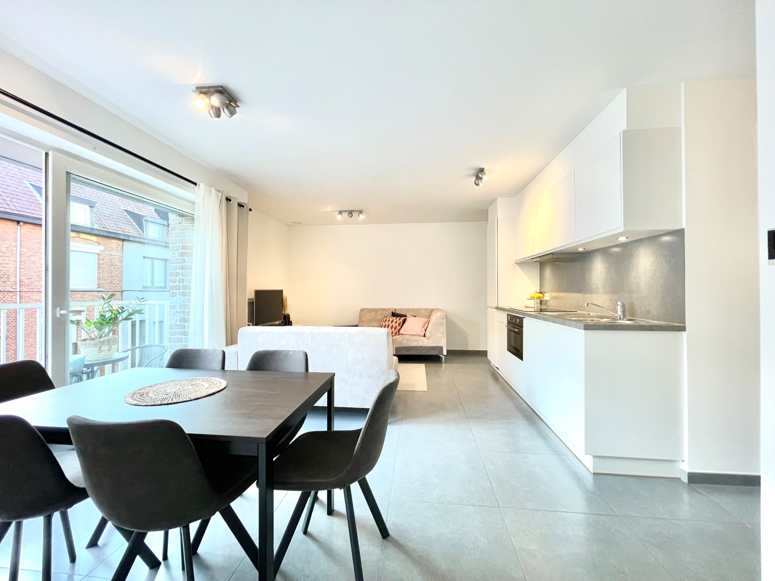 Recent appartement met parking - Marcel Vastgoed