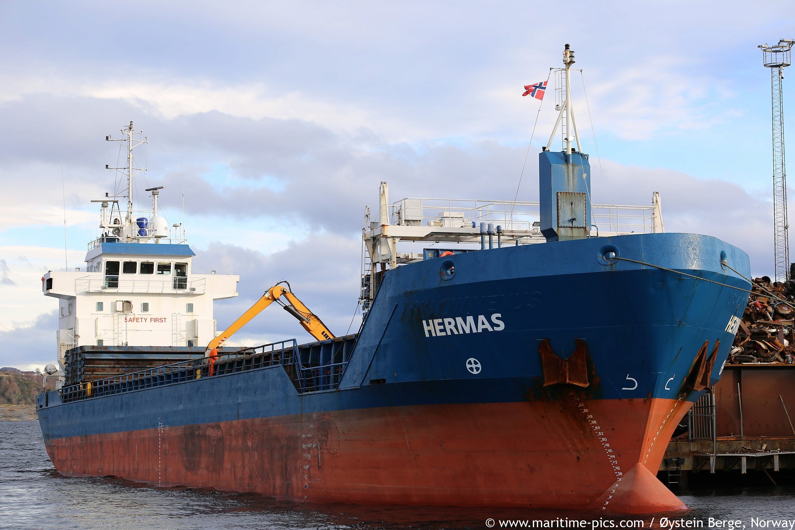 “HERMAS” MOORED IN MEKJARVIK / NORWAY, 15 NOVEMBER 2022, AFTER ARRIVAL ... “HERMAS” MOORED IN MEKJARVIK / NORWAY, 15 NOVEMBER 2022, AFTER ARRIVAL ...
