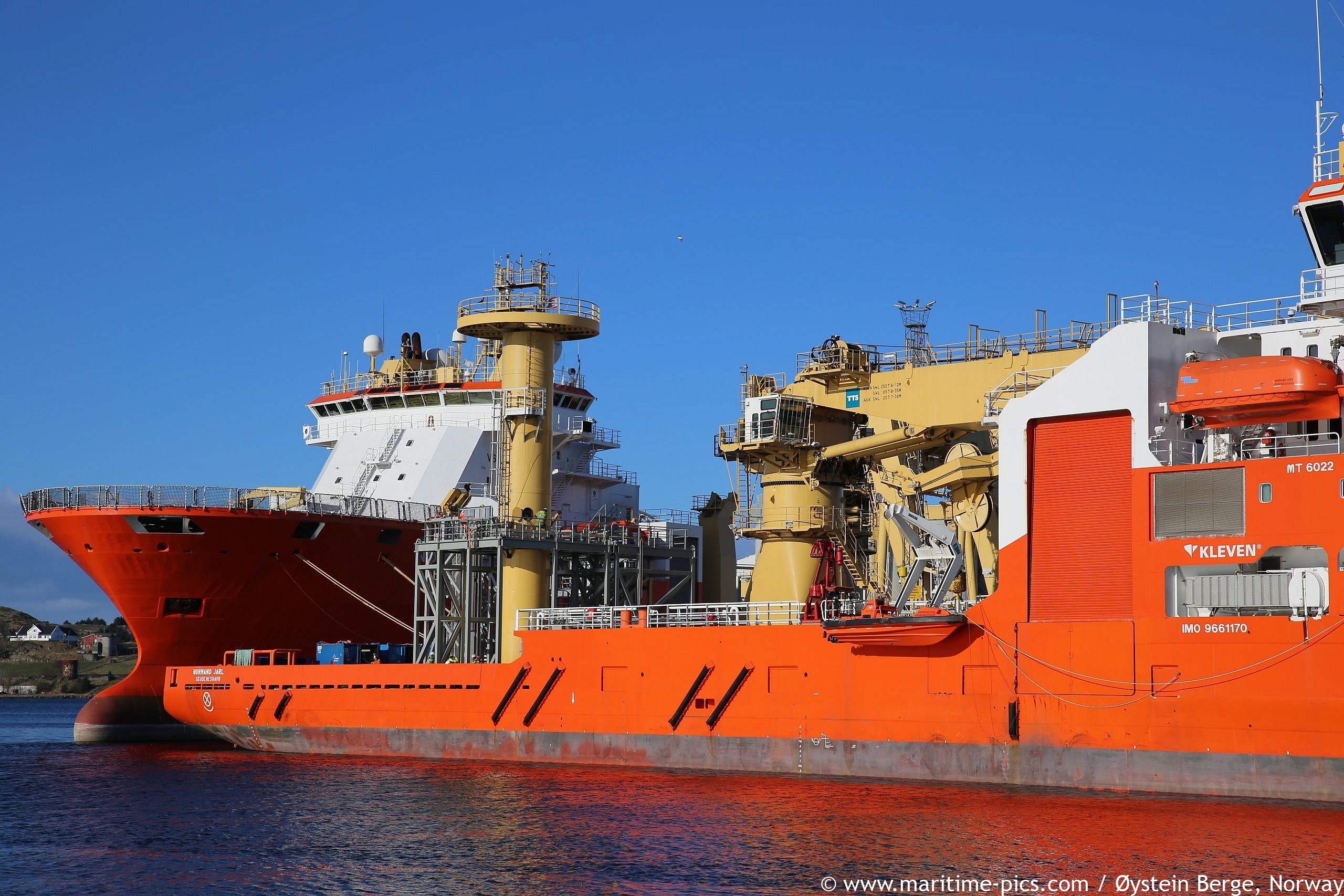 SOLSTAD OFFSHORE ASA – “NORMAND JARL” NOW SOLD (12/12) – Maritime-Pics