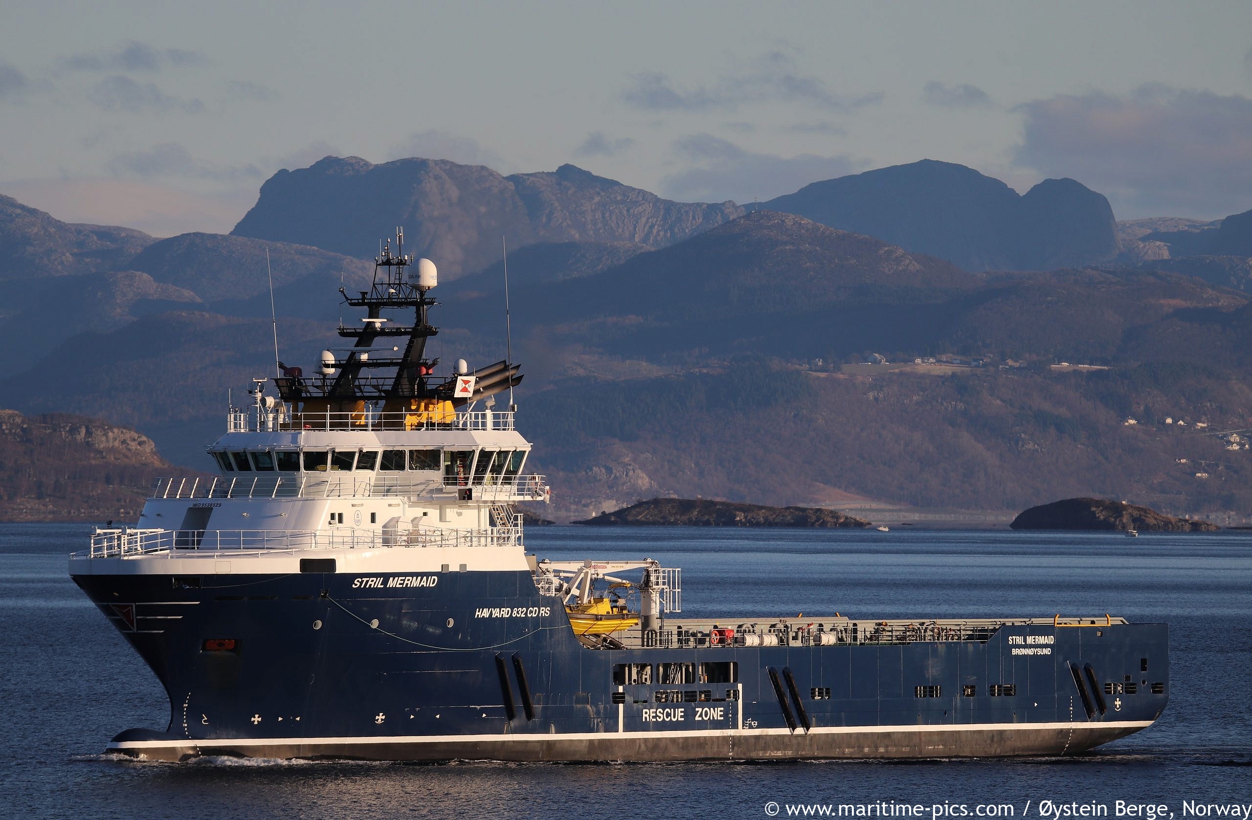 “STRIL MERMAID” SEEN OFF MEKJARVIK, 3 DECEMBER 2022 – Maritime-Pics
