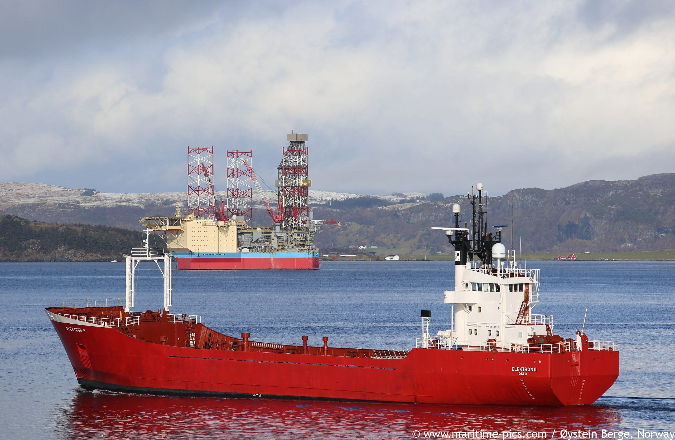 General cargo – Heavy load – Maritime-Pics