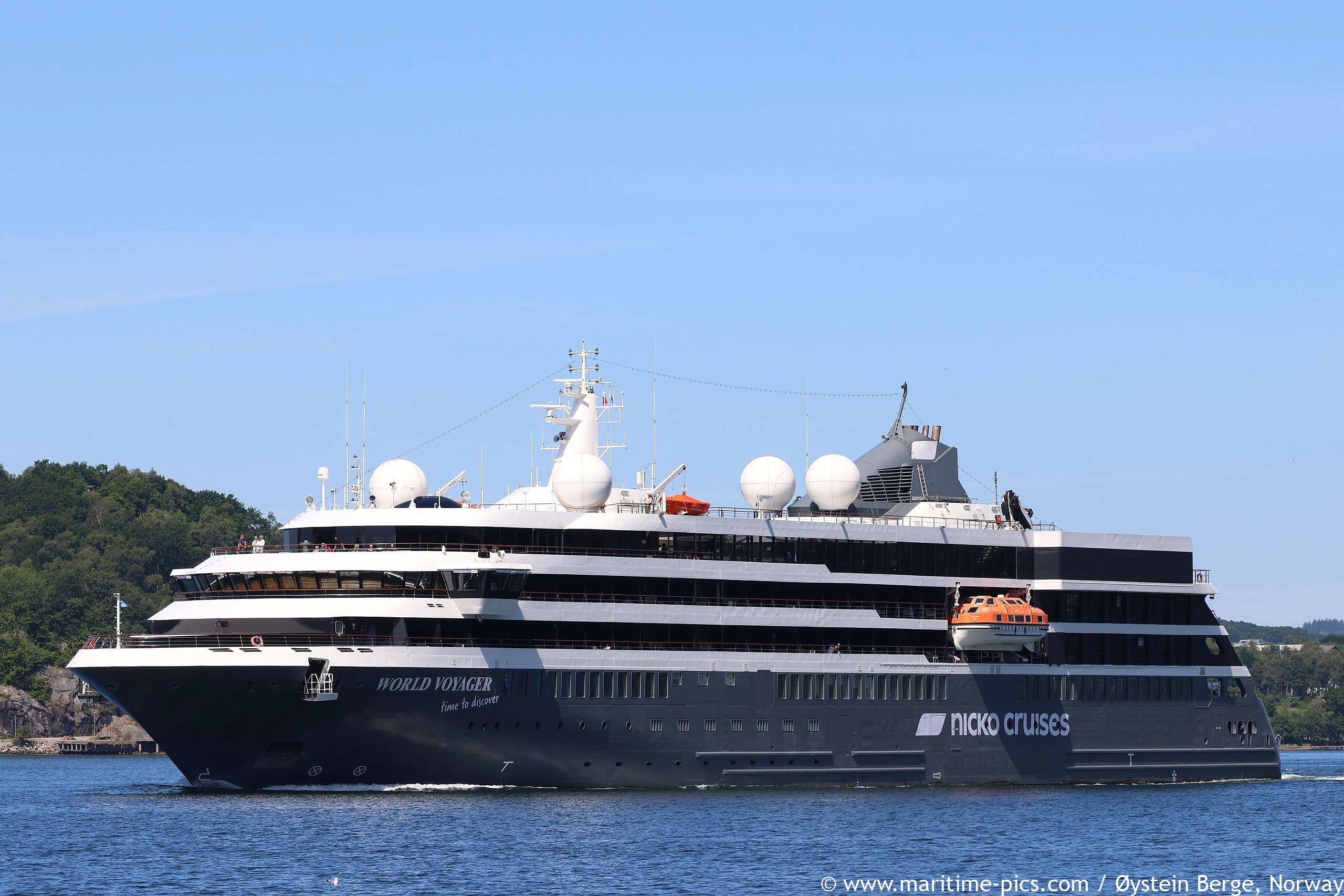 “WORLD VOYAGER” APPROACHING PORT OF SANDNES / NORWAY, 8 JULY 2023 ...