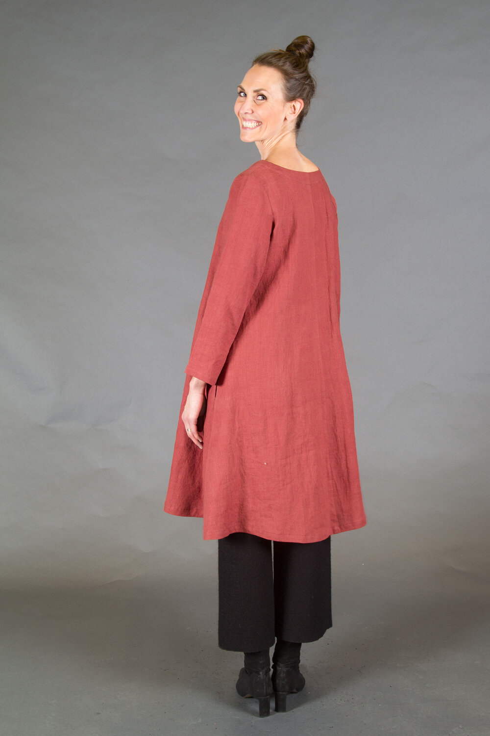 FLORA, Dress in Thin Linen - MARJA RAK