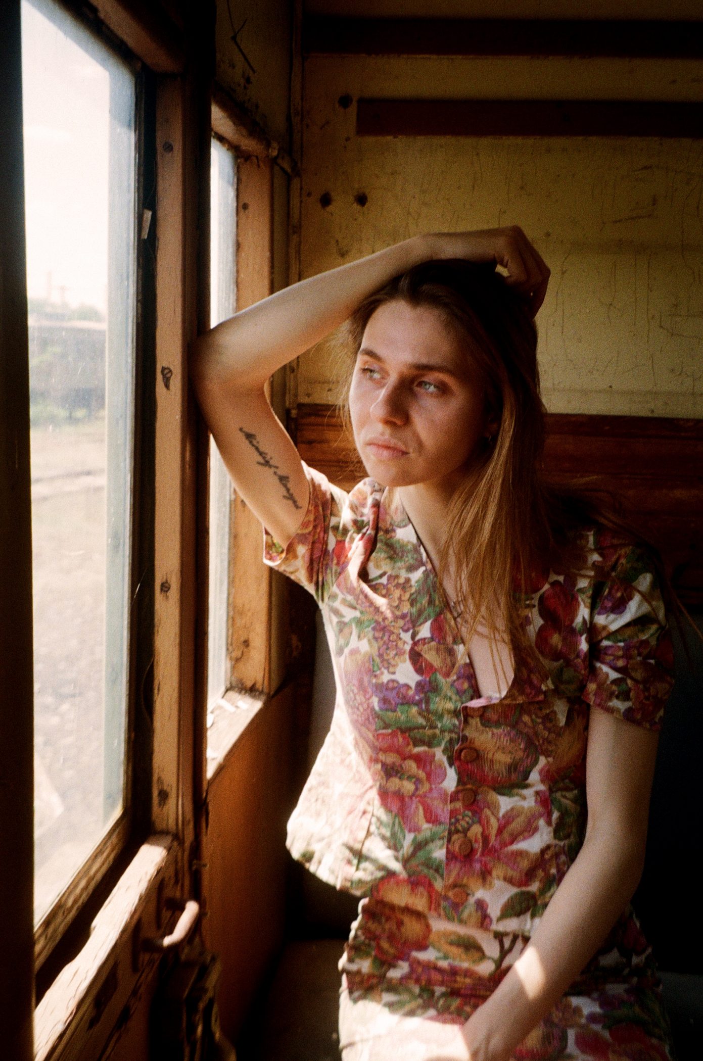 Stay at the station - Mathilde Biron