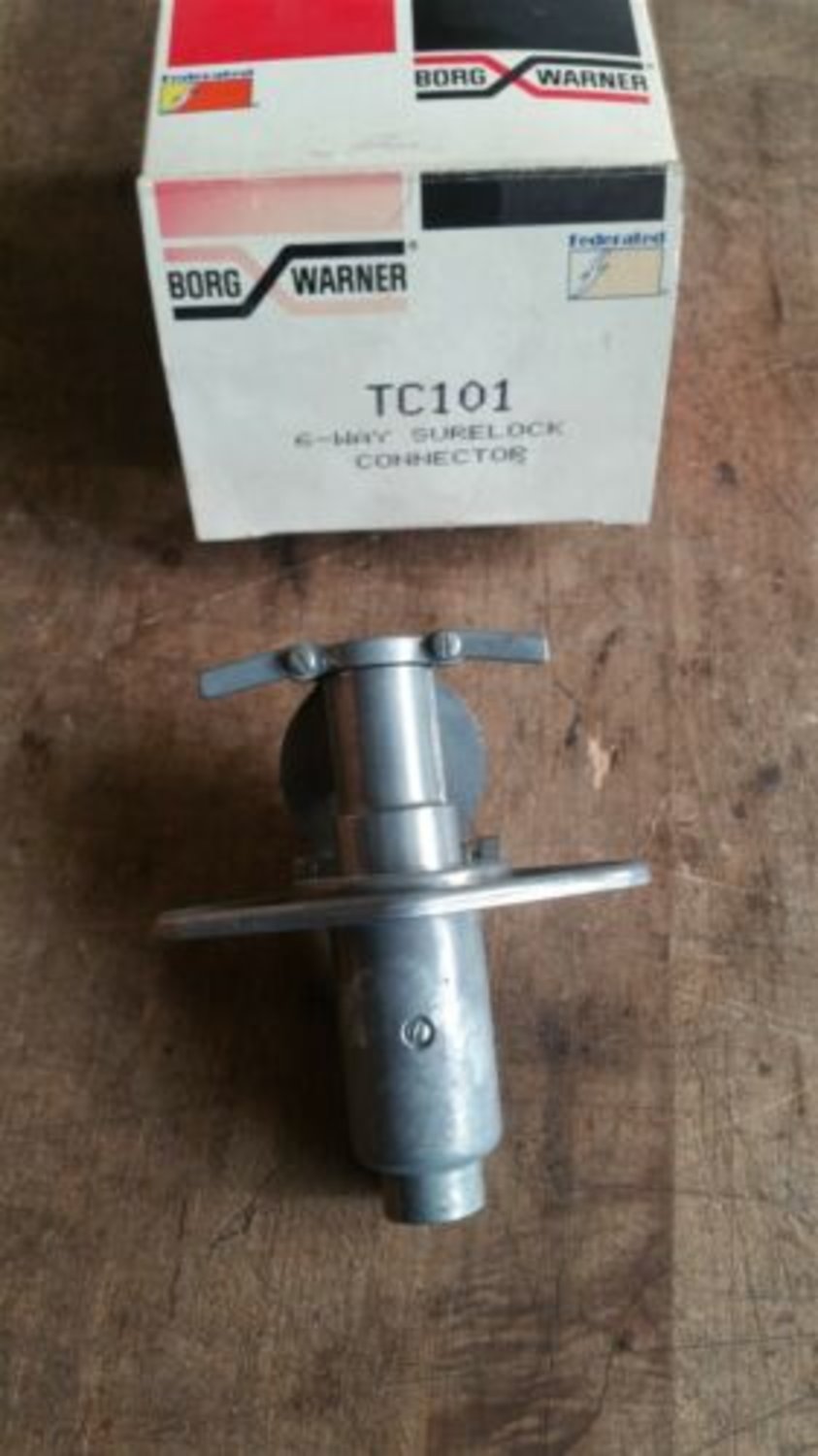 Släpvagnskontakt USA std B&W TC101 - matonostalgi.se