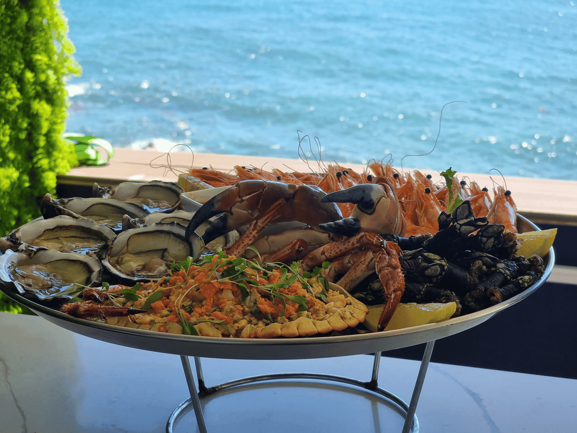 Nautk Restaurant & Rooftop Bar