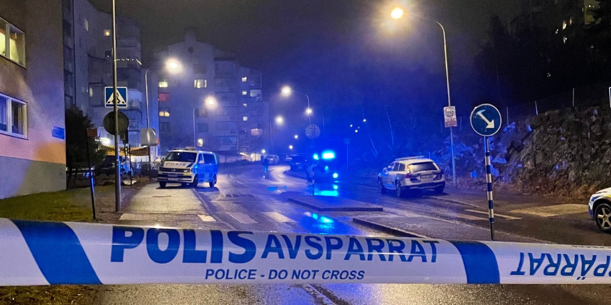 Man åtalas För Mord På Kvinna I Vagnhärad Ska Ha Knivhuggit Henne