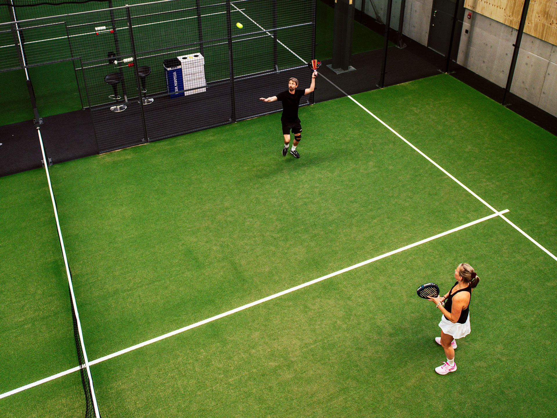 Östermalmshallen Padel - Restaurang, padel & konferens Göteborg