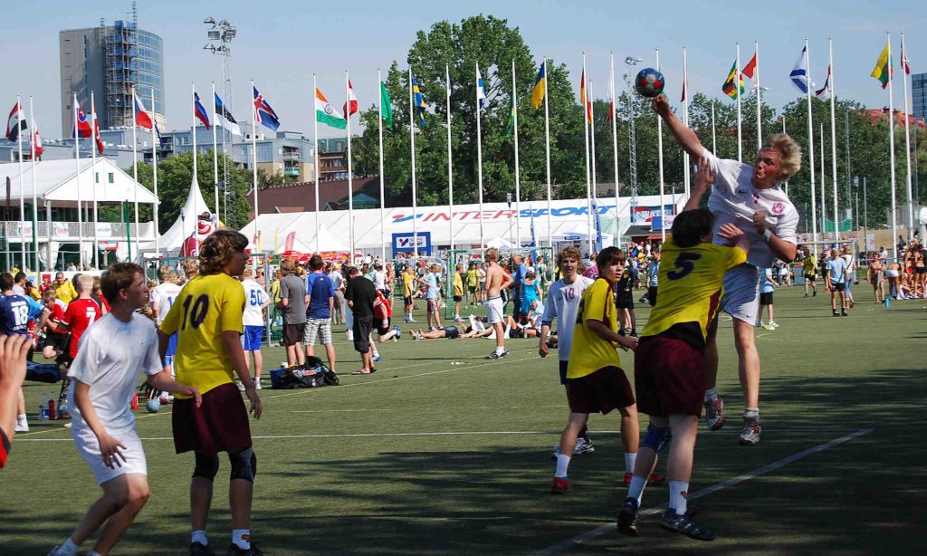 Contact - Outdoor Handball for fun and joyfulness sports for all.