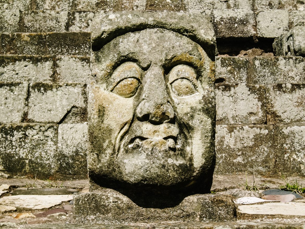 Discover the Maya ruins of Copán, in Honduras! Passport the World
